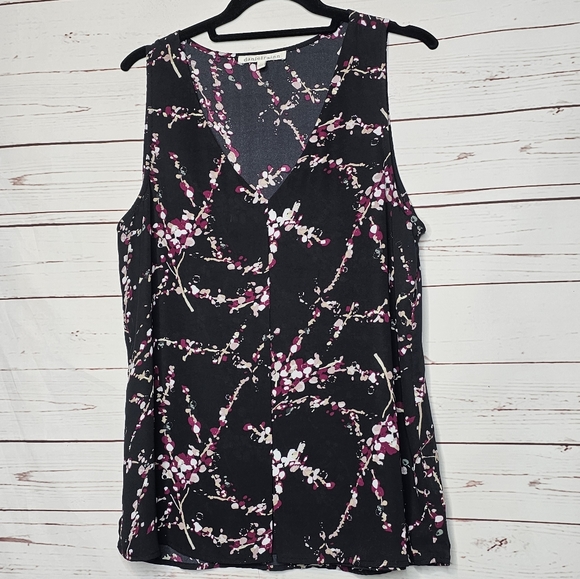 Daniel Rainn | Tops | Daniel Rainn Cherry Blossom Flyaway Sleeveless ...